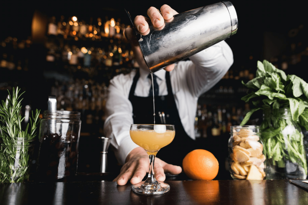 LEADING BARTENDERS IN LONDON